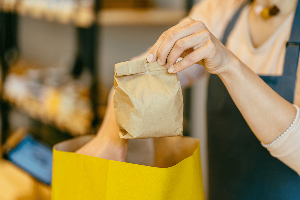 Green Earth | Tackling plastic pollution: causes and solutions